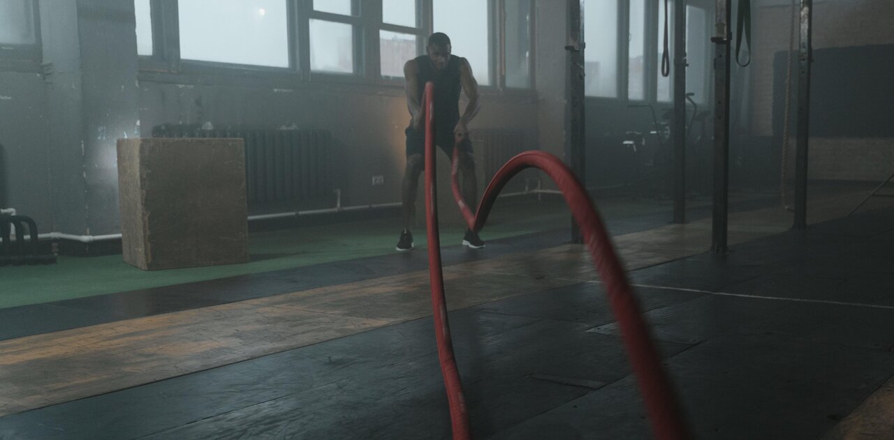 How to use battle ropes at home