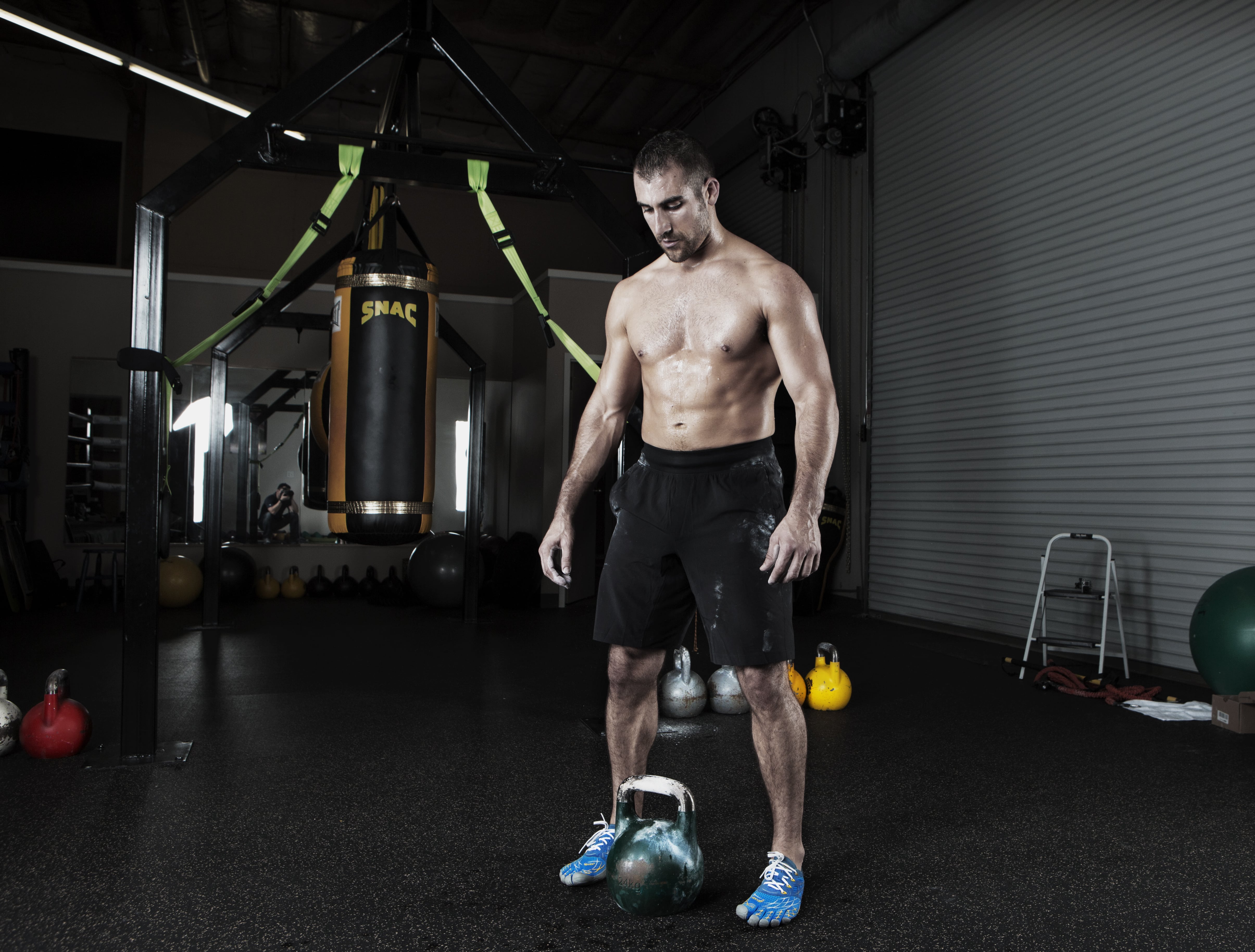 MASTERING THE KETTLEBELL