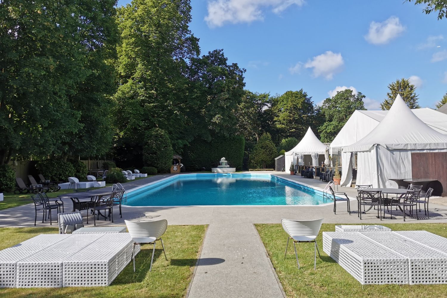 Beach Club Experience